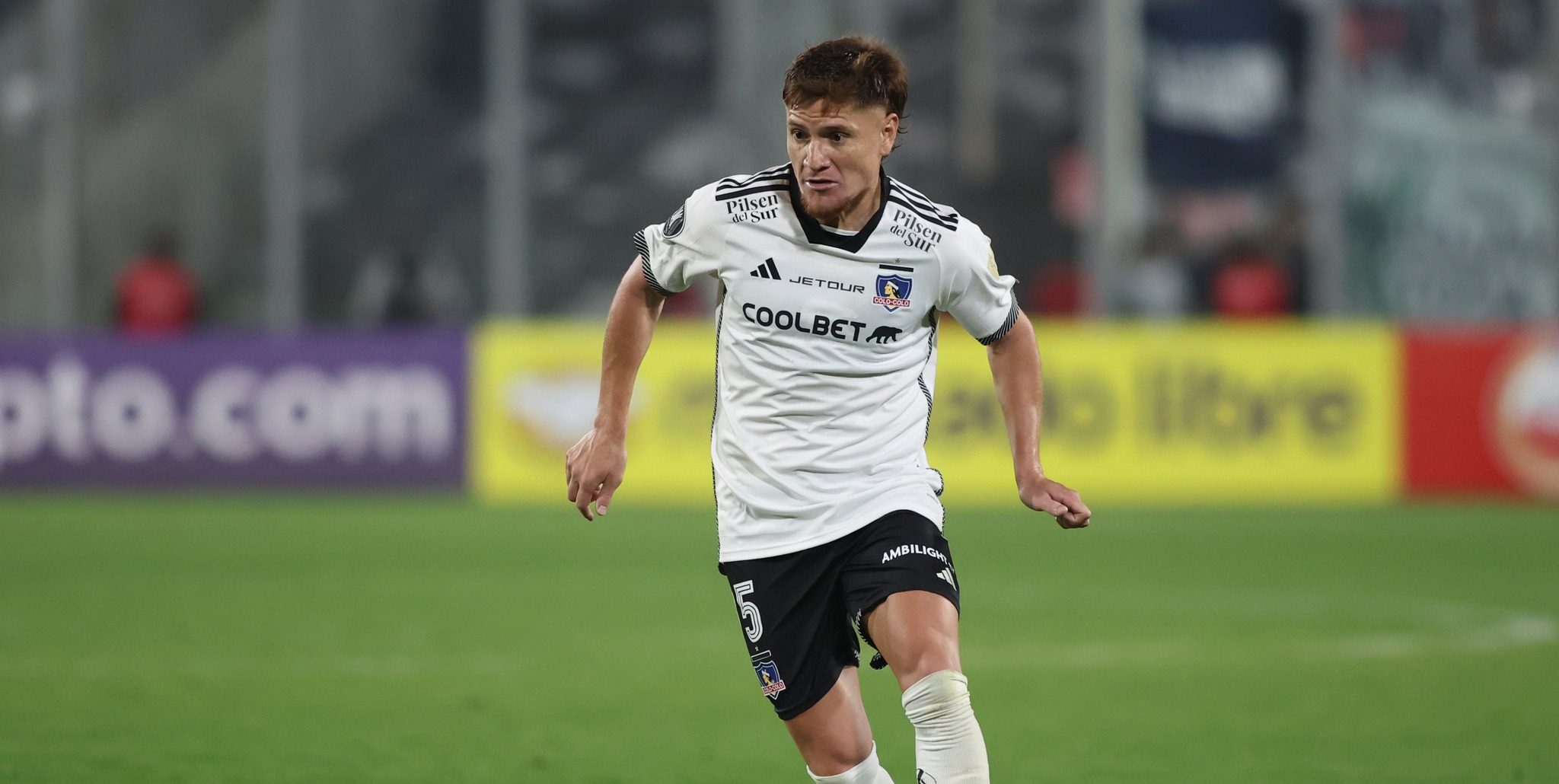 Colo Colo toma drástica decisión con Leonardo Gil : El Periscopio